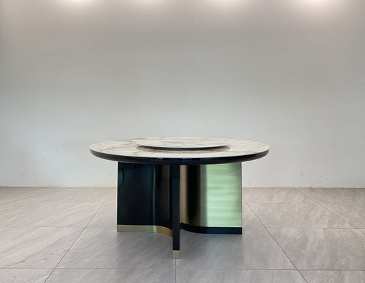 Minotti dining tables – daylight